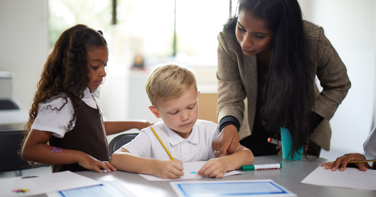 Remembrance Day events and resources for schools | National Literacy ...